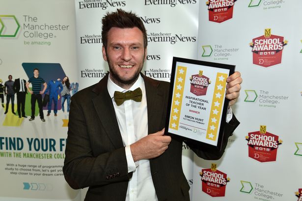 Simon Hunt Tinkering