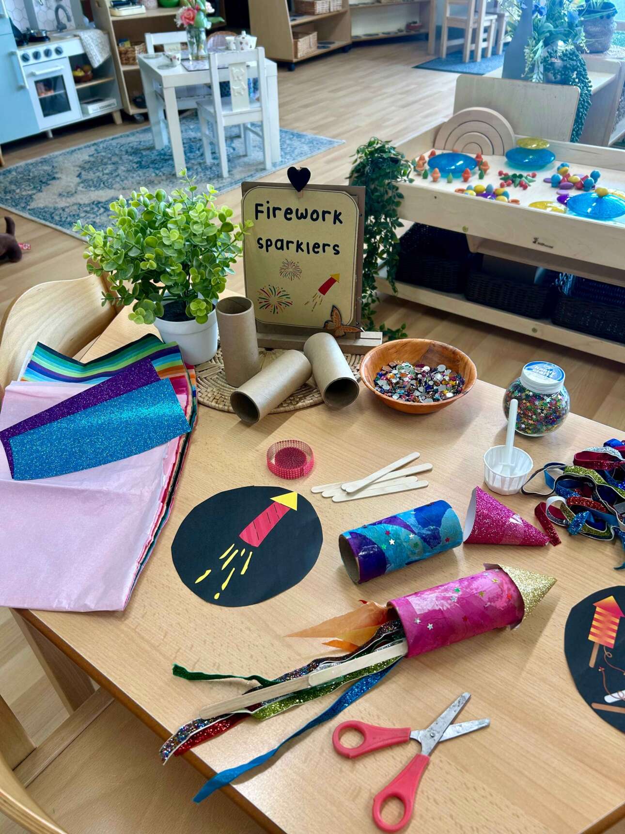 Simple Bonfire Night Cardboard Tube Sparklers | TTS