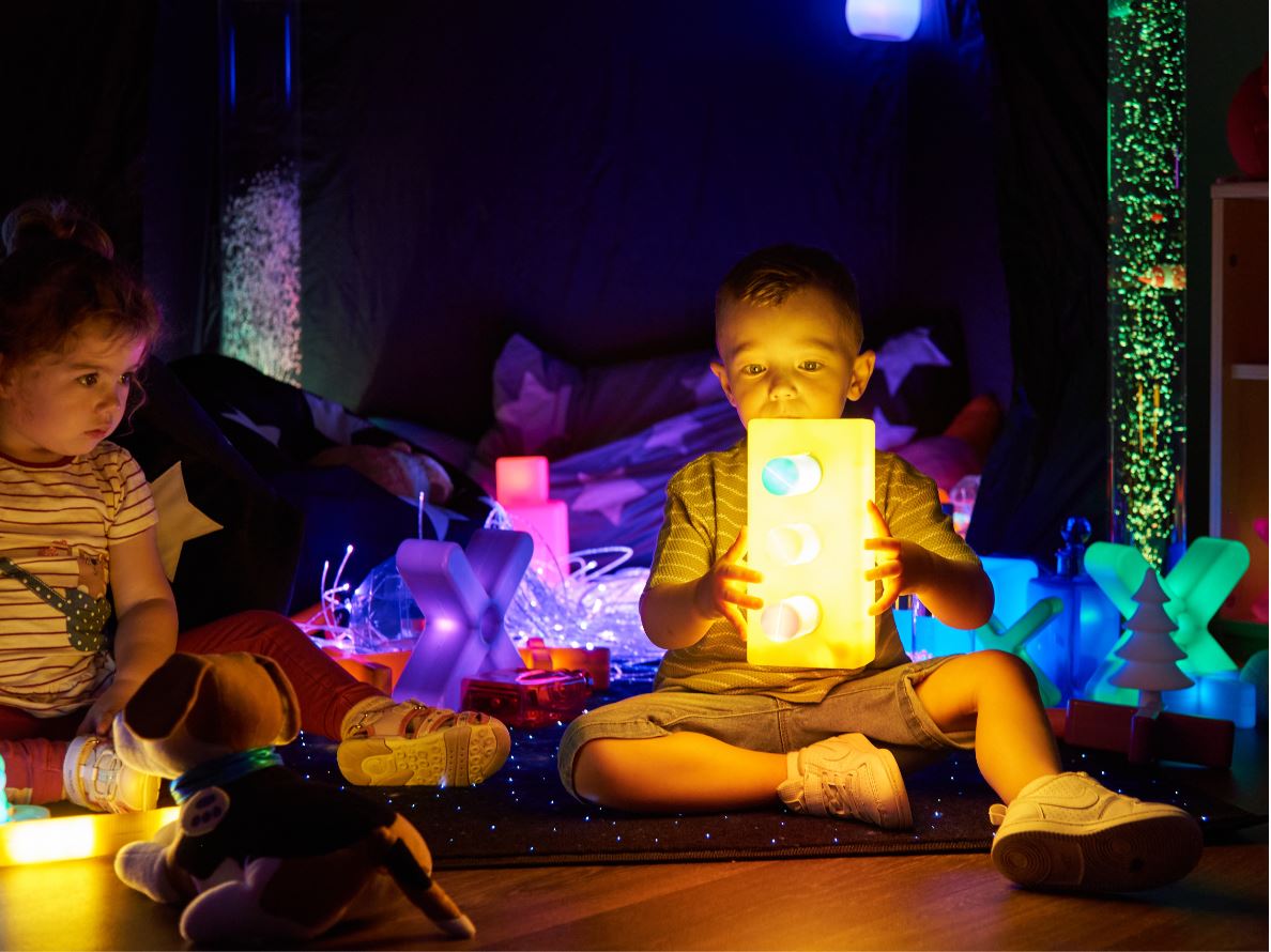 Bringing Stories to life Using Glow People | TTS