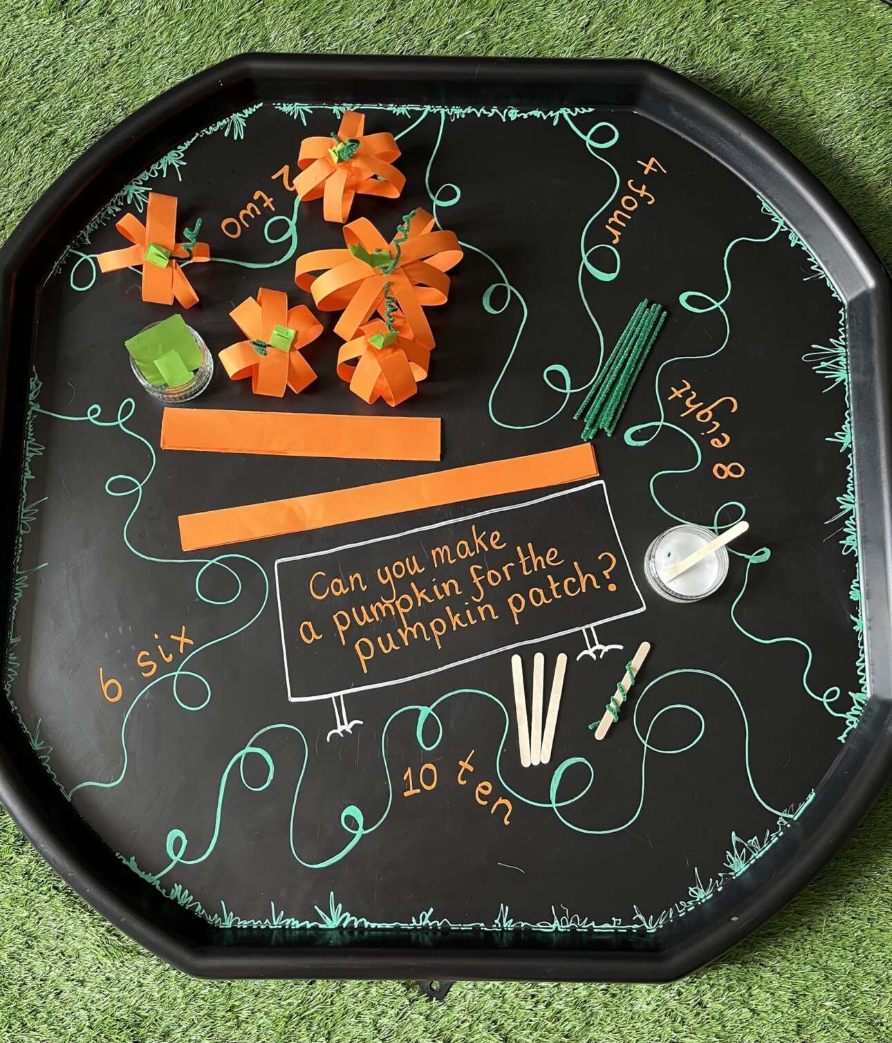 Simple Tuff Tray Halloween Activities to Inspire Learning | TTS